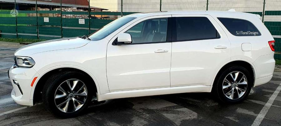 White Dodge Durango 2015 in Klaipeda, with an engine capacity of 5.65 L and mileage of 267 thousand km for 14999 €, photo 4 on AUTOMOTO.COM.LV