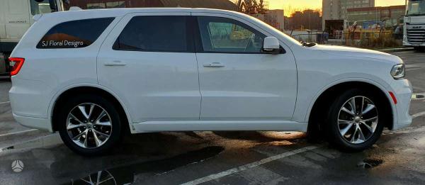 White Dodge Durango 2015 in Klaipeda, with an engine capacity of 5.65 L and mileage of 267 thousand km for 14999 €, photo 8 on AUTOMOTO.COM.LV