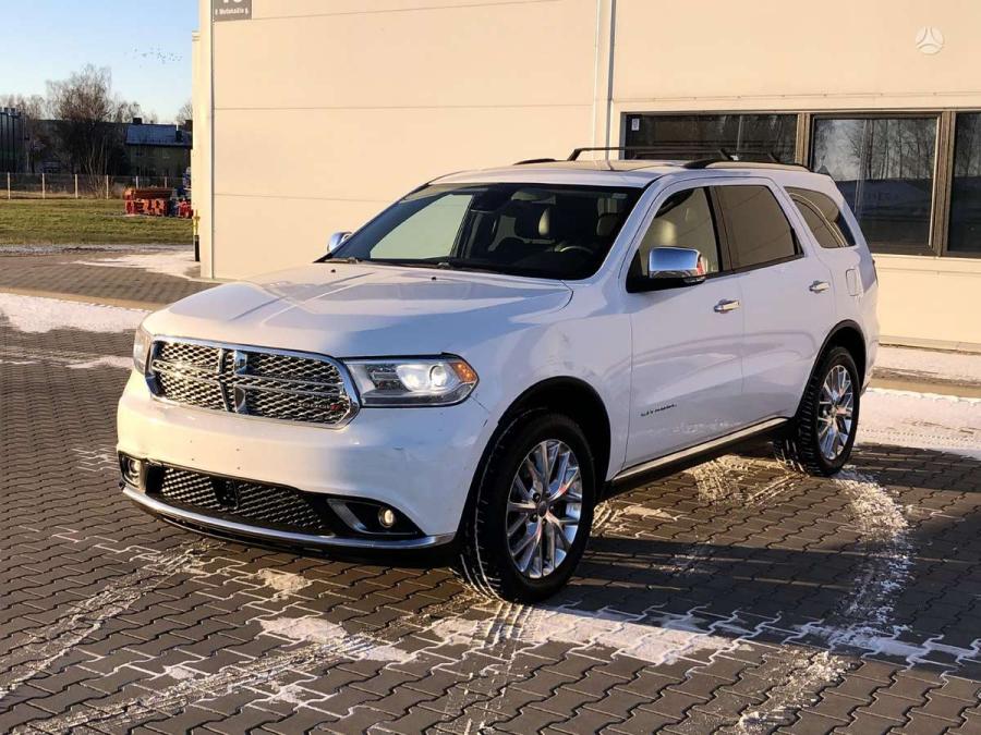 Balts Dodge Durango 2015 Šauļi, ar dzinēja tilpumu 3.60 L un nobraukumu 100 tūkst. km par 10900 €, foto 1 vietnē AUTOMOTO.COM.LV