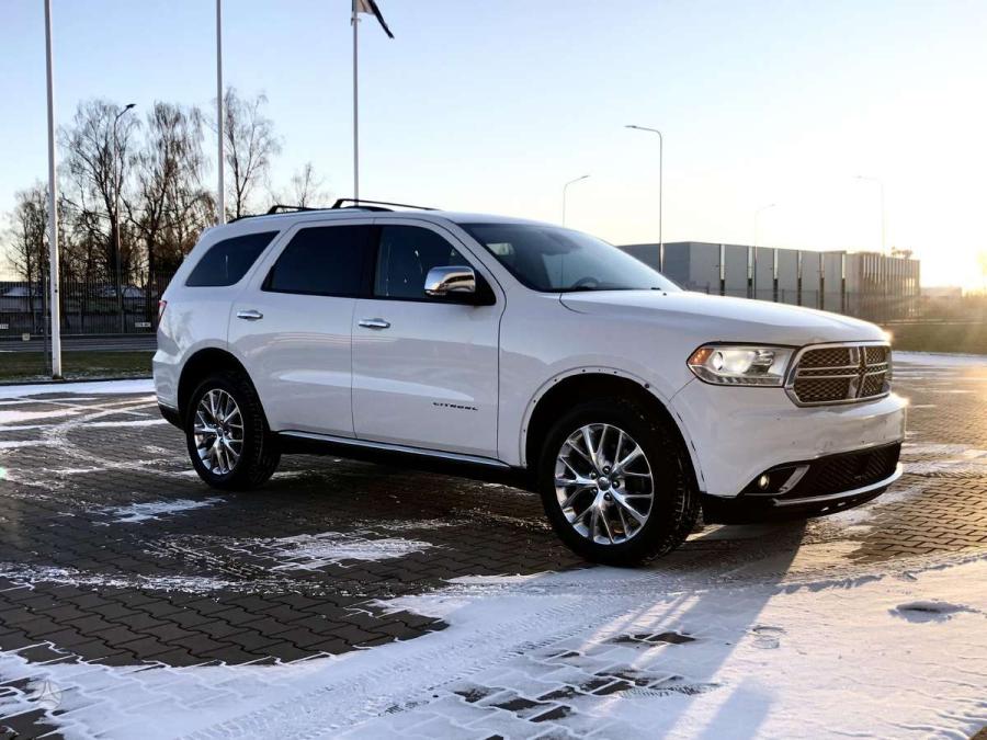 Balts Dodge Durango 2015 Šauļi, ar dzinēja tilpumu 3.60 L un nobraukumu 100 tūkst. km par 10900 €, foto 33 vietnē AUTOMOTO.COM.LV