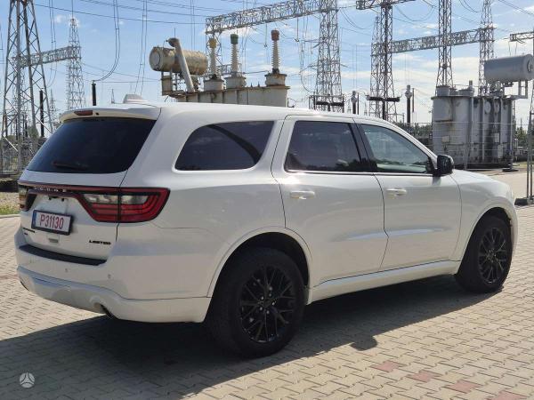White Dodge Durango 2015 in Siauliai, with an engine capacity of 3.60 L and mileage of 158 thousand km for 14300 €, photo 7 on AUTOMOTO.COM.LV