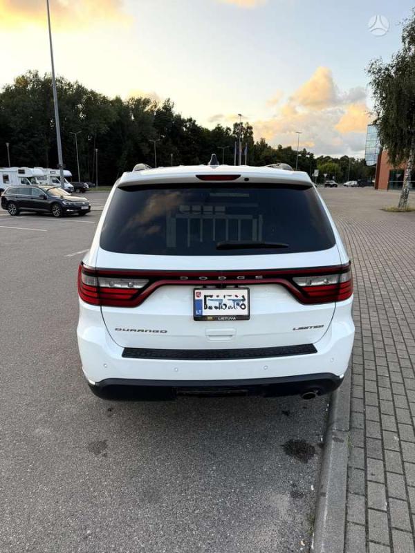 Белый Додж Дюранго 2015 в Клайпеда, объемом двигателя 3.60 л и пробегом 293 тыс. км за 11000 €, фото 5 на AUTOMOTO.COM.LV