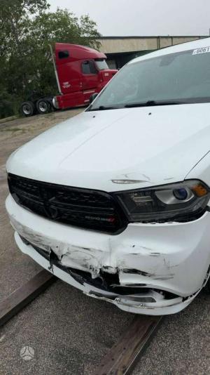 Balts Dodge Durango 2015 Šauļi, ar dzinēja tilpumu 3.60 L un nobraukumu 291 tūkst. km par 5500 €, foto 7 vietnē AUTOMOTO.COM.LV