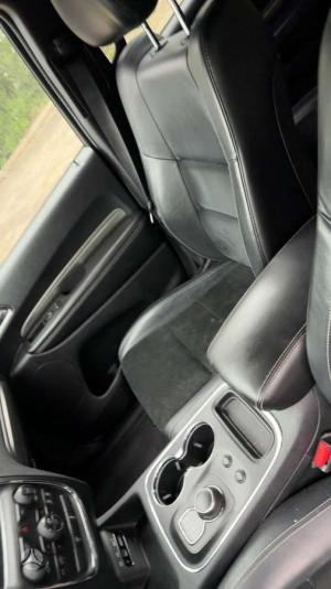 Balts Dodge Durango 2015 Šauļi, ar dzinēja tilpumu 3.60 L un nobraukumu 291 tūkst. km par 5500 €, foto 11 vietnē AUTOMOTO.COM.LV