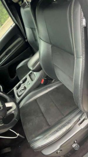 Balts Dodge Durango 2015 Šauļi, ar dzinēja tilpumu 3.60 L un nobraukumu 291 tūkst. km par 5500 €, foto 12 vietnē AUTOMOTO.COM.LV