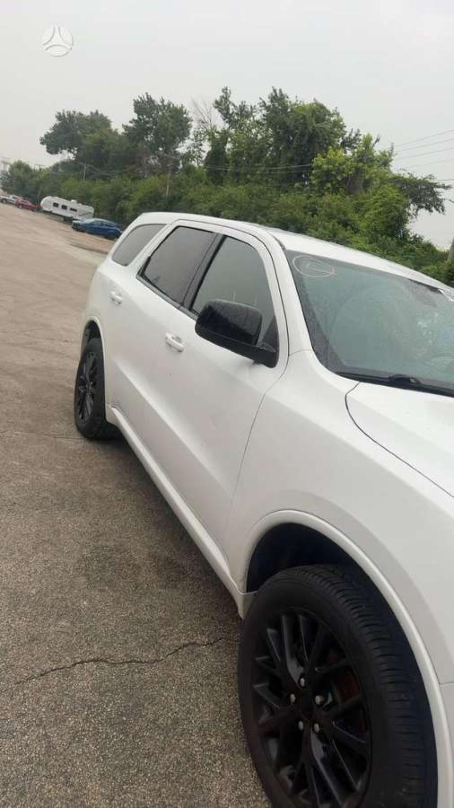 Balts Dodge Durango 2015 Šauļi, ar dzinēja tilpumu 3.60 L un nobraukumu 291 tūkst. km par 5500 €, foto 28 vietnē AUTOMOTO.COM.LV