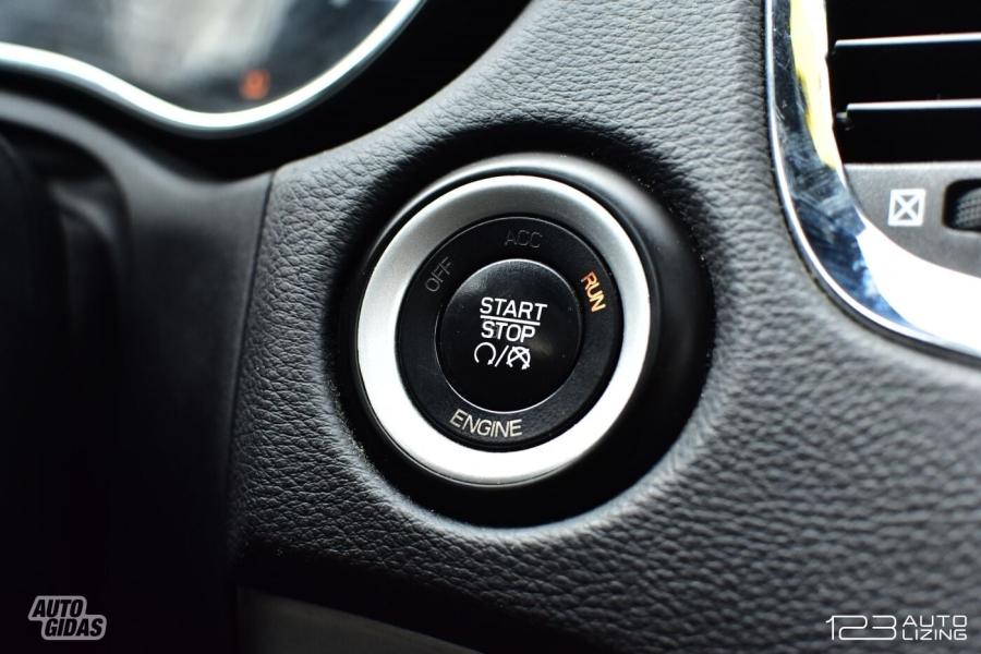 White Dodge Durango 2016 in Kretinga, with an engine capacity of 5.70 L and mileage of 199 thousand km for 19999 €, photo 17 on AUTOMOTO.COM.LV