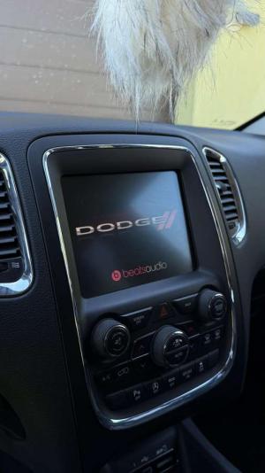 White Dodge Durango 2016 in Kretinga, with an engine capacity of 3.60 L and mileage of 204 thousand km for 14500 €, photo 11 on AUTOMOTO.COM.LV