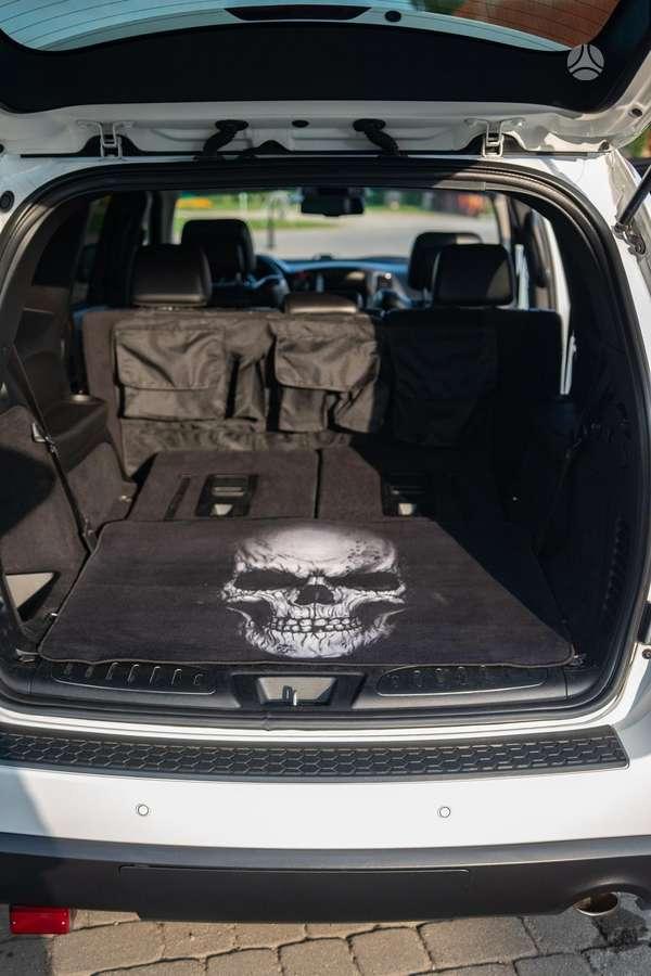 White Dodge Durango 2016 in Pakruojis, with an engine capacity of 3.60 L and mileage of 228 thousand km for 16000 €, photo 10 on AUTOMOTO.COM.LV