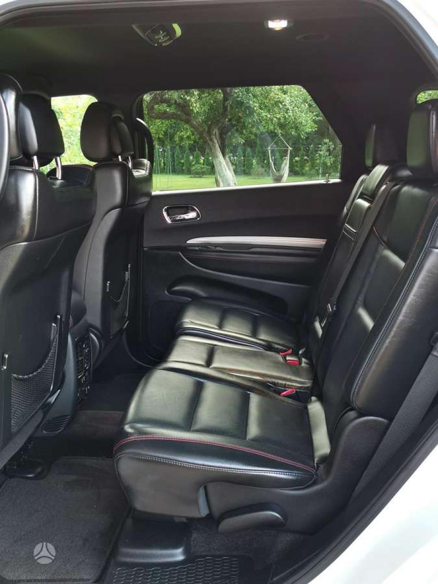 White Dodge Durango 2016 in Siauliai, with an engine capacity of 5.70 L and mileage of 187 thousand km for 16999 €, photo 9 on AUTOMOTO.COM.LV