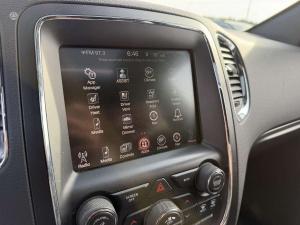 White Dodge Durango 2016 in Siauliai, with an engine capacity of 5.65 L and mileage of 202 thousand km for 9900 €, photo 13 on AUTOMOTO.COM.LV