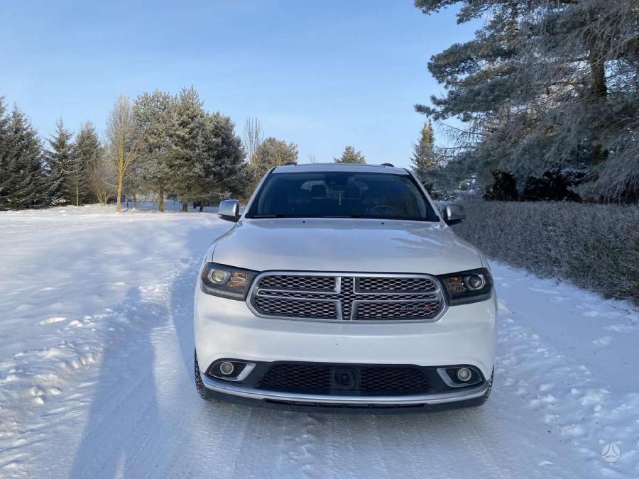 White Dodge Durango 2017 in Siauliai, with an engine capacity of 3.60 L and mileage of 206 thousand km for 15400 €, photo 5 on AUTOMOTO.COM.LV
