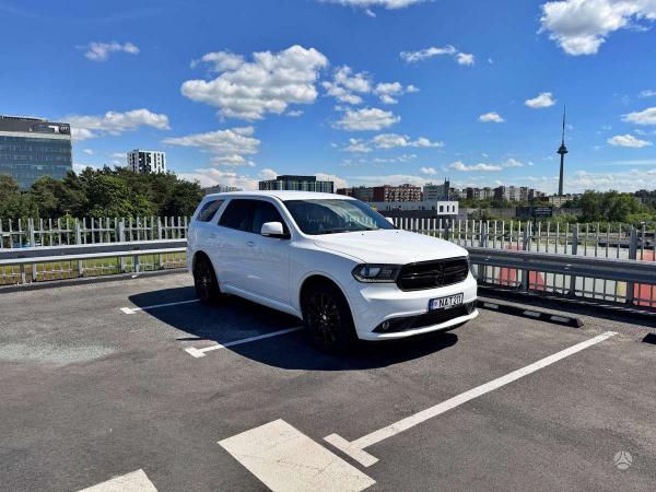 White Dodge Durango 2017 in Vilnius, with an engine capacity of 3.60 L and mileage of 195 thousand km for 15900 €, photo 8 on AUTOMOTO.COM.LV