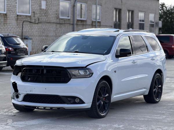 White Dodge Durango 2017 in Siauliai, with an engine capacity of 5.65 L and mileage of 193 thousand km for 11400 €, photo 1 on AUTOMOTO.COM.LV
