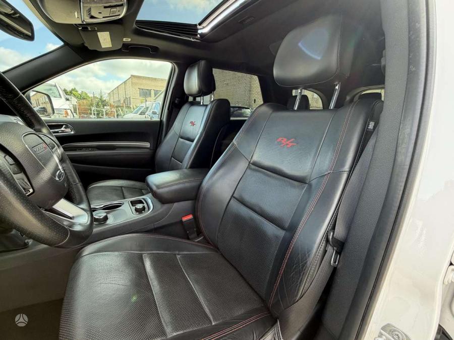 White Dodge Durango 2017 in Siauliai, with an engine capacity of 5.65 L and mileage of 193 thousand km for 11400 €, photo 9 on AUTOMOTO.COM.LV