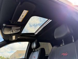 White Dodge Durango 2017 in Siauliai, with an engine capacity of 5.65 L and mileage of 193 thousand km for 11400 €, photo 10 on AUTOMOTO.COM.LV