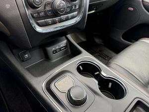 White Dodge Durango 2017 in Siauliai, with an engine capacity of 5.65 L and mileage of 193 thousand km for 11400 €, photo 14 on AUTOMOTO.COM.LV
