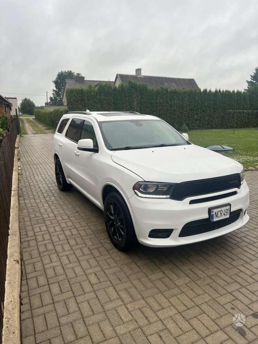 Balts Dodge Durango 2017 Šauļi, ar dzinēja tilpumu 3.60 L un nobraukumu 180 tūkst. km par 16700 €, foto 4 vietnē AUTOMOTO.COM.LV