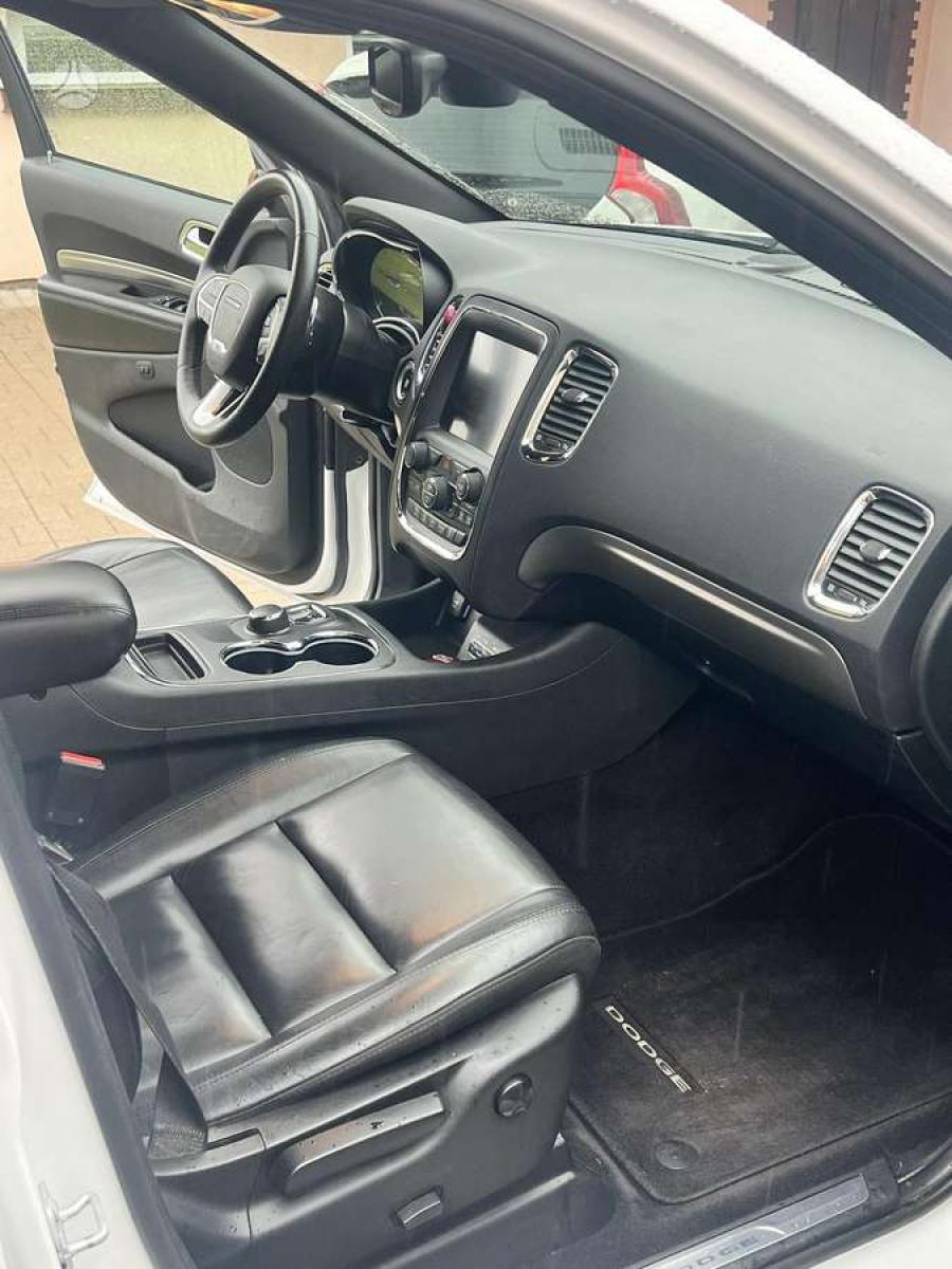 Balts Dodge Durango 2017 Šauļi, ar dzinēja tilpumu 3.60 L un nobraukumu 180 tūkst. km par 16700 €, foto 12 vietnē AUTOMOTO.COM.LV