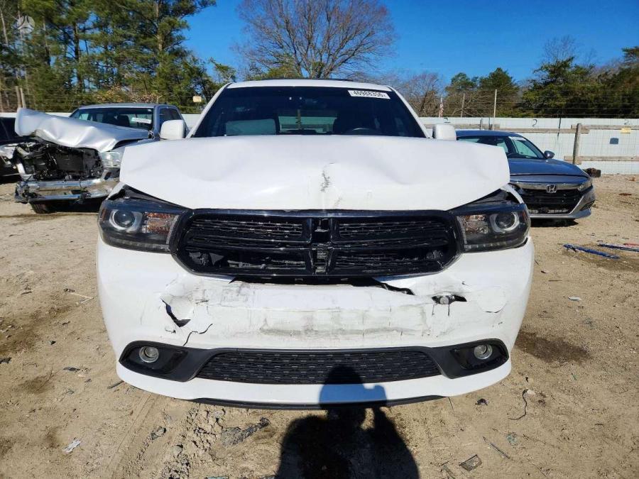 White Dodge Durango 2017 in Siauliai, with an engine capacity of 3.60 L and mileage of 129 thousand km for 10300 €, photo 6 on AUTOMOTO.COM.LV