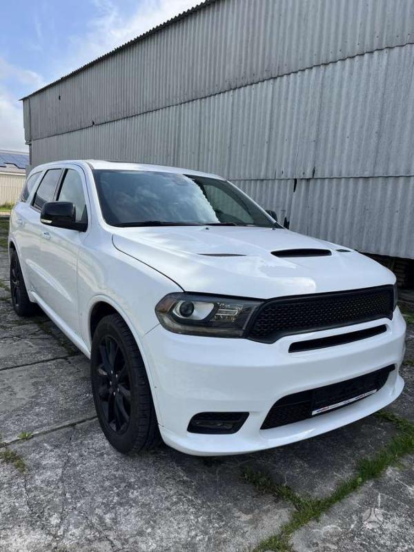 Balts Dodge Durango 2017 Klaipėda, ar dzinēja tilpumu 5.65 L un nobraukumu 220 tūkst. km par 14900 €, foto 4 vietnē AUTOMOTO.COM.LV