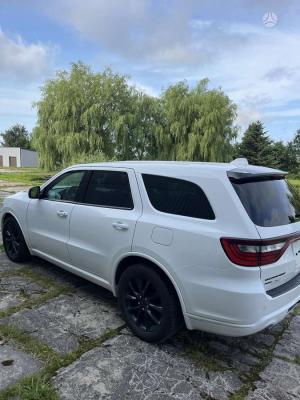 White Dodge Durango 2017 in Klaipeda, with an engine capacity of 5.65 L and mileage of 220 thousand km for 14900 €, photo 8 on AUTOMOTO.COM.LV