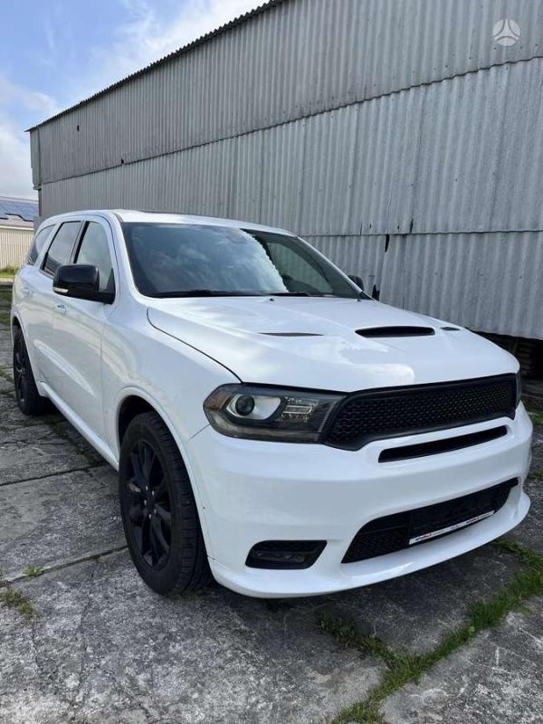 White Dodge Durango 2017 in Klaipeda, with an engine capacity of 5.70 L and mileage of 225 thousand km for 18700 €, photo 4 on AUTOMOTO.COM.LV