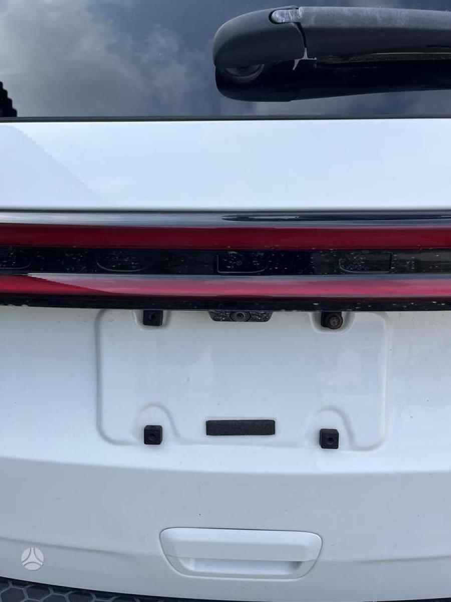 Balts Dodge Durango 2017 Klaipėda, ar dzinēja tilpumu 5.70 L un nobraukumu 225 tūkst. km par 18700 €, foto 8 vietnē AUTOMOTO.COM.LV