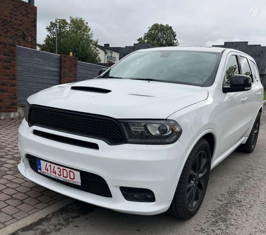 White Dodge Durango 2017 in Ukmerge, with an engine capacity of 5.65 L and mileage of 225 thousand km for 13900 €, photo 4 on AUTOMOTO.COM.LV