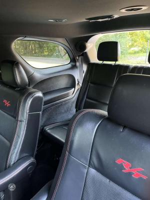 White Dodge Durango 2017 in Ukmerge, with an engine capacity of 5.65 L and mileage of 225 thousand km for 13900 €, photo 15 on AUTOMOTO.COM.LV