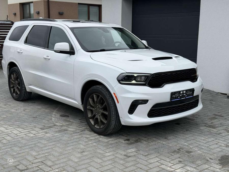 White Dodge Durango 2017 in Siauliai, with an engine capacity of 3.60 L and mileage of 216 thousand km for 16950 €, photo 5 on AUTOMOTO.COM.LV