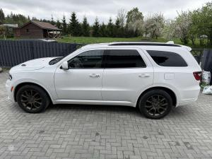 White Dodge Durango 2017 in Siauliai, with an engine capacity of 3.60 L and mileage of 216 thousand km for 16950 €, photo 9 on AUTOMOTO.COM.LV