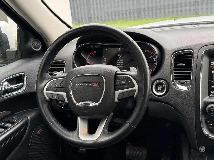 White Dodge Durango 2017 in Siauliai, with an engine capacity of 3.60 L and mileage of 216 thousand km for 16950 €, photo 13 on AUTOMOTO.COM.LV