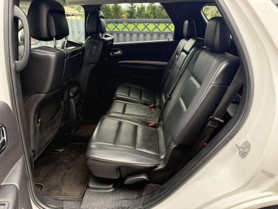 White Dodge Durango 2017 in Siauliai, with an engine capacity of 3.60 L and mileage of 216 thousand km for 16950 €, photo 20 on AUTOMOTO.COM.LV