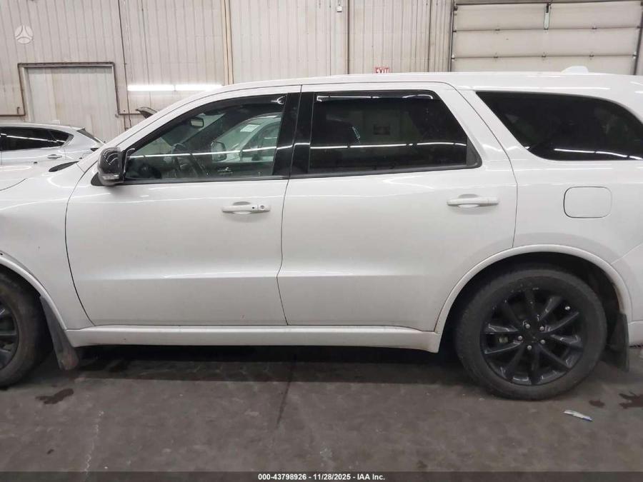 Balts Dodge Durango 2018 Klaipėda, ar dzinēja tilpumu 5.65 L un nobraukumu 236 tūkst. km par 9800 €, foto 3 vietnē AUTOMOTO.COM.LV