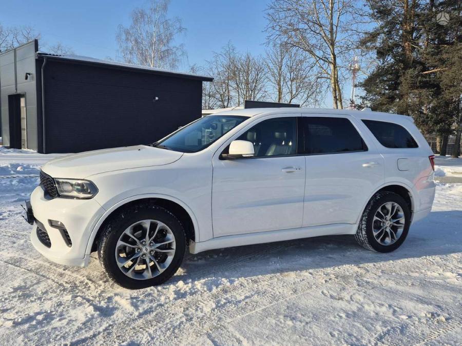 White Dodge Durango 2018 in Siauliai, with an engine capacity of 3.60 L and mileage of 199 thousand km for 18500 €, photo 3 on AUTOMOTO.COM.LV
