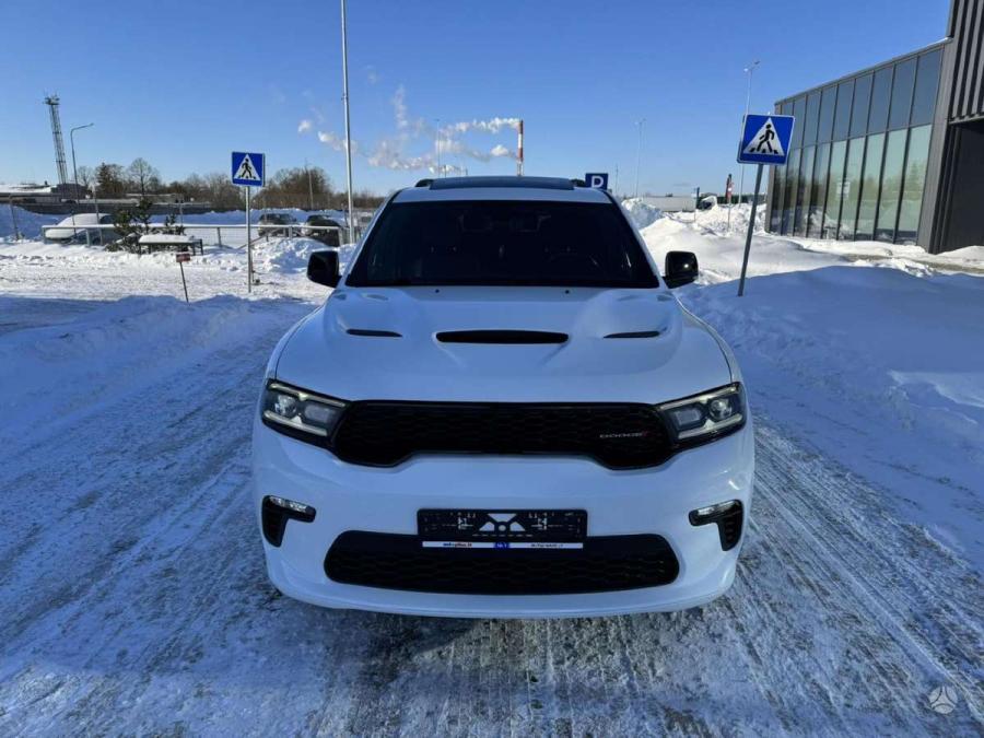 White Dodge Durango 2018 in Siauliai, with an engine capacity of 3.60 L and mileage of 250 thousand km for 16950 €, photo 3 on AUTOMOTO.COM.LV