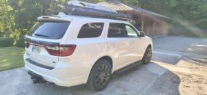 White Dodge Durango 2018 in Mazeikiai, with an engine capacity of 3.60 L and mileage of 205 thousand km for 21500 €, photo 4 on AUTOMOTO.COM.LV