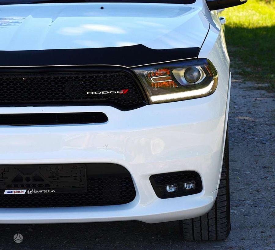 White Dodge Durango 2018 in Kretinga, with an engine capacity of 3.60 L and mileage of 146 thousand km for 17499 €, photo 7 on AUTOMOTO.COM.LV