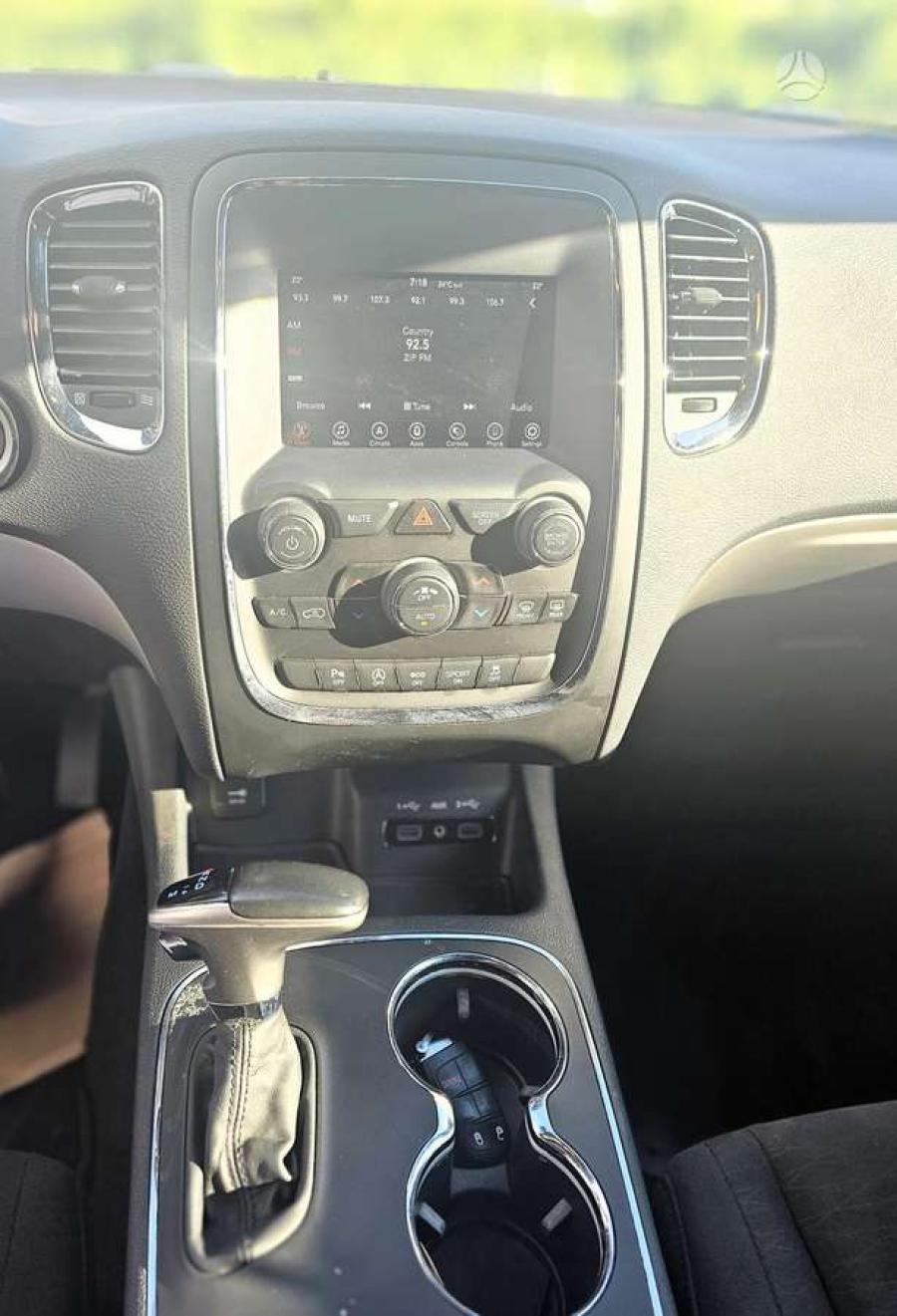 Balts Dodge Durango 2018 Klaipėda, ar dzinēja tilpumu 3.60 L un nobraukumu 178 tūkst. km par 11999 €, foto 22 vietnē AUTOMOTO.COM.LV