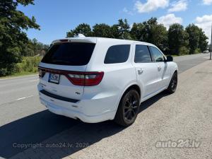 White Dodge Durango 2018 in Tallinn, with an engine capacity of 5.70 L and mileage of 140 thousand km for 30000 €, photo 7 on AUTOMOTO.COM.LV