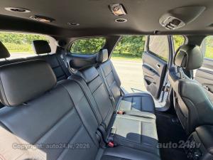 White Dodge Durango 2018 in Tallinn, with an engine capacity of 5.70 L and mileage of 140 thousand km for 30000 €, photo 16 on AUTOMOTO.COM.LV