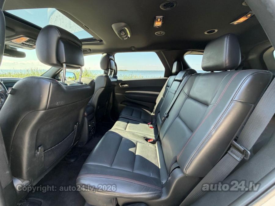 White Dodge Durango 2018 in Tallinn, with an engine capacity of 5.70 L and mileage of 140 thousand km for 30000 €, photo 18 on AUTOMOTO.COM.LV