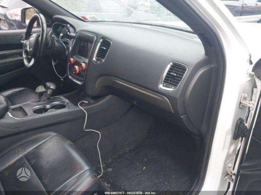 White Dodge Durango 2018 in Siauliai, with an engine capacity of 3.60 L and mileage of 244 thousand km for 10900 €, photo 8 on AUTOMOTO.COM.LV