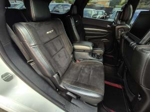 White Dodge Durango 2018 in Vilnius, with an engine capacity of 6.42 L and mileage of 187 thousand km for 19999 €, photo 12 on AUTOMOTO.COM.LV