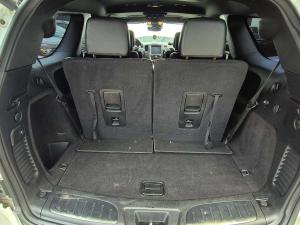White Dodge Durango 2018 in Vilnius, with an engine capacity of 6.42 L and mileage of 187 thousand km for 19999 €, photo 14 on AUTOMOTO.COM.LV