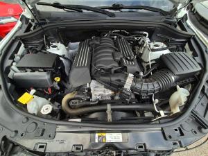 White Dodge Durango 2018 in Vilnius, with an engine capacity of 6.42 L and mileage of 187 thousand km for 19999 €, photo 37 on AUTOMOTO.COM.LV