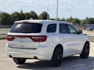 White Dodge Durango 2018 in Siauliai, with an engine capacity of 3.60 L and mileage of 244 thousand km for 10900 €, photo 5 on AUTOMOTO.COM.LV
