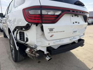 White Dodge Durango 2018 in Siauliai, with an engine capacity of 3.60 L and mileage of 256 thousand km for 9900 €, photo 22 on AUTOMOTO.COM.LV