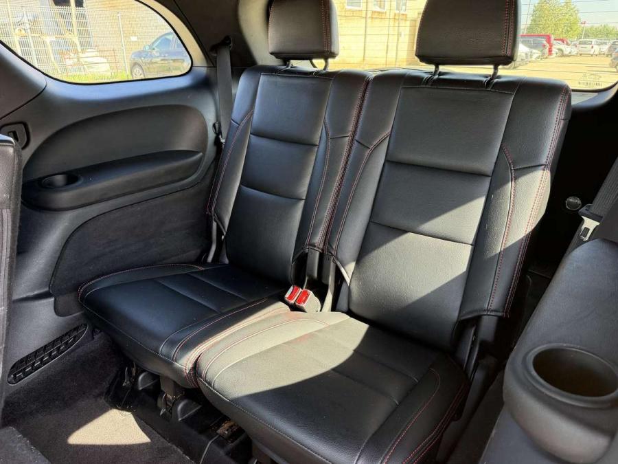 White Dodge Durango 2018 in Siauliai, with an engine capacity of 3.60 L and mileage of 245 thousand km for 9700 €, photo 18 on AUTOMOTO.COM.LV